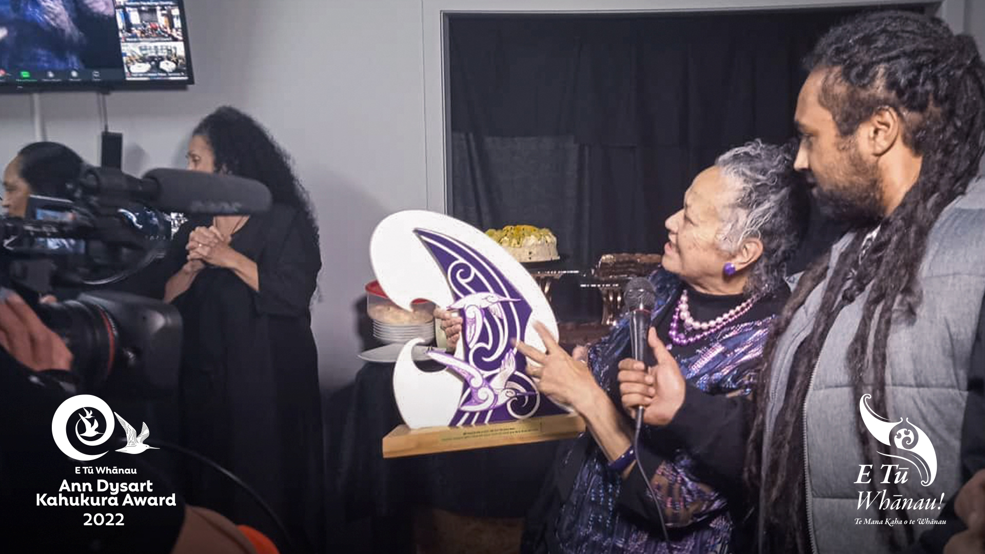Waitomo Papakāinga wins E Tū Whānau Ann Dysart Kahukura Award 2022